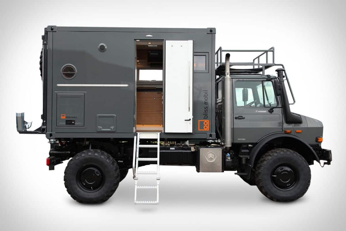 9 Excellent Camper Trucks Reviewed